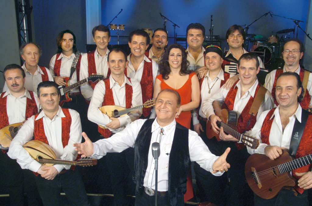 Renzo Arbore con l’Orchestra italiana al teatro Politeama in concerto ...