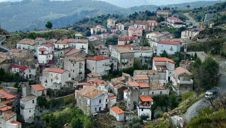 Pietrapaola, al via "La notte Petrupalisa" - Ntacalabria.it