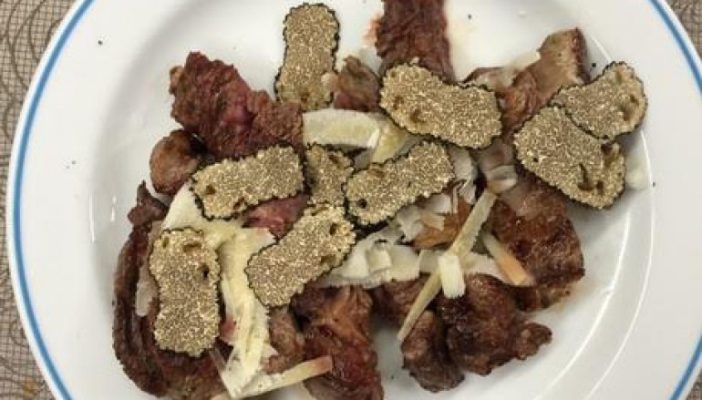 Controfiletto scaglie di caciocavallo e tartufo - Ntacalabria.it