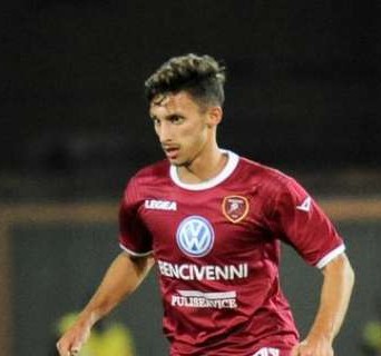 Reggina, capitolo cessioni: E’ ufficiale Lorenzo Paolucci vola in Belgio