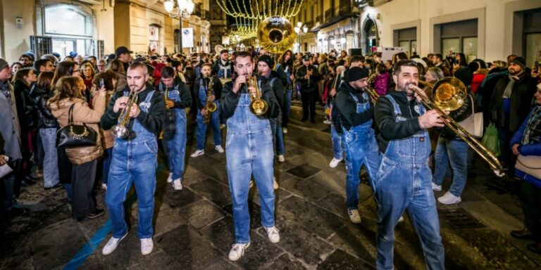 Catanzaro: fondi regionali natalizi persi, il comune decade